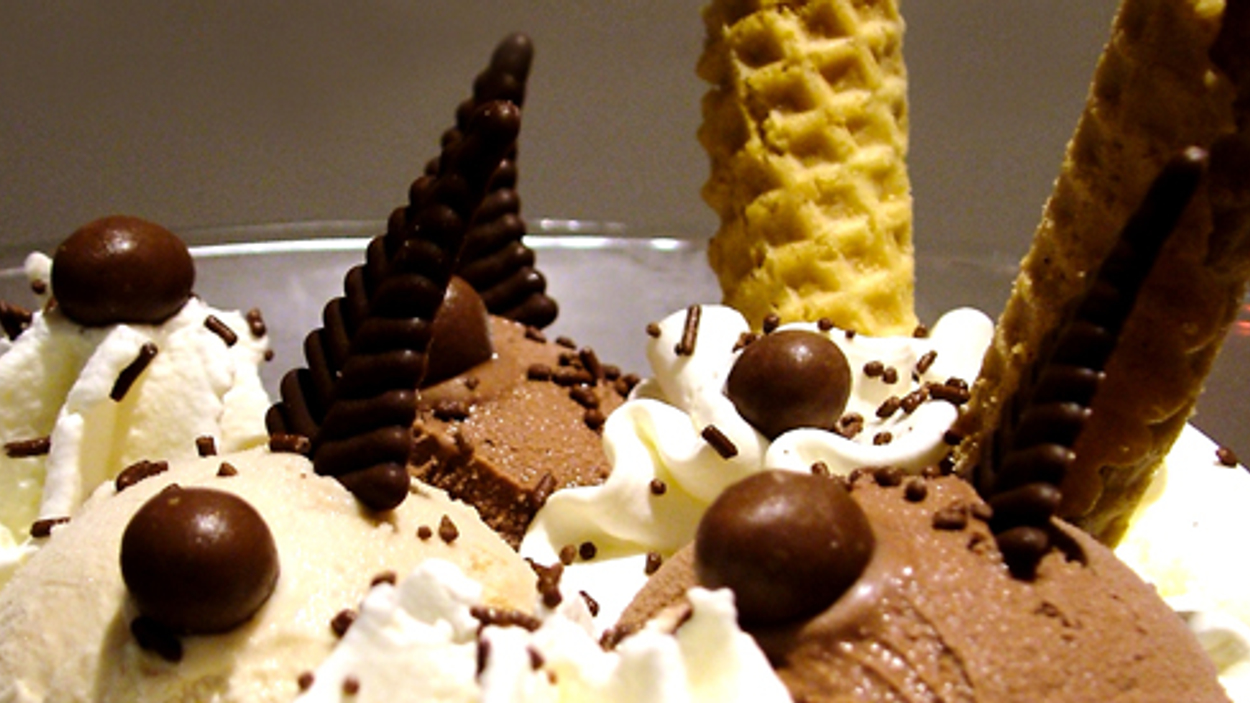 'Steeds vaker bak ijs in plaats van geldprijs' - Kassa - BNNVARA